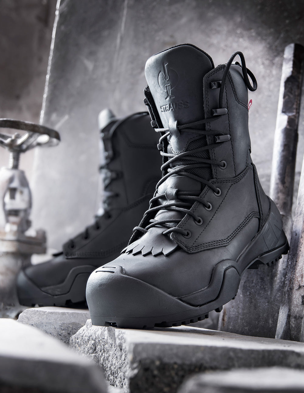 Edmonton 8" Steel Toe Work Boot | Strauss